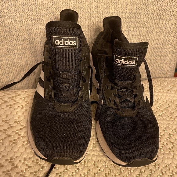 adidas | Shoes | Euc Men Adidas Athletic Sneakers Size 85 Cb8 | Poshmark